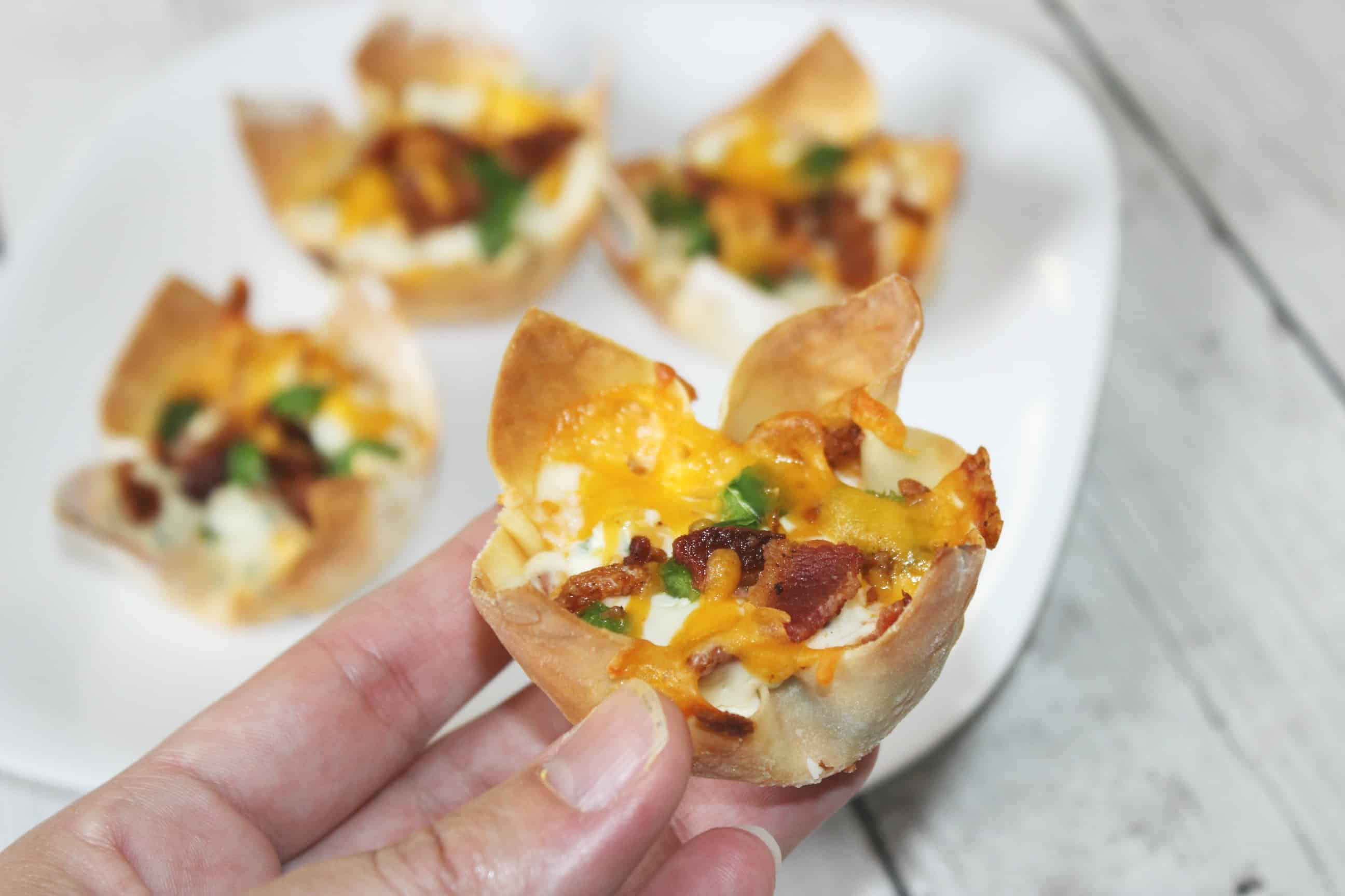 Easy Jalapeno Popper Bites- the perfect holiday appetizer