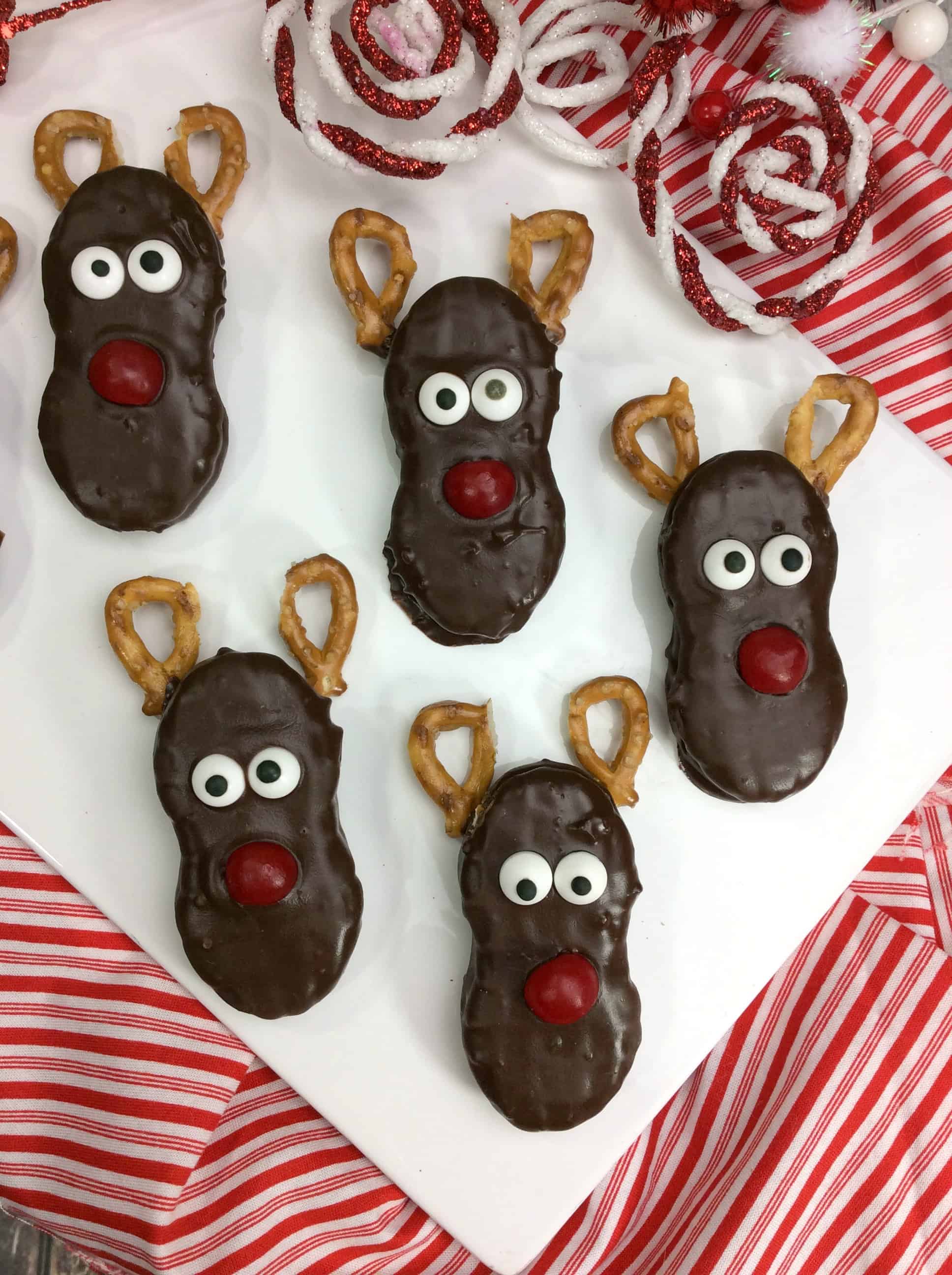 Holiday Nutter Butter Reindeer Treats is the perfect treat for kids!