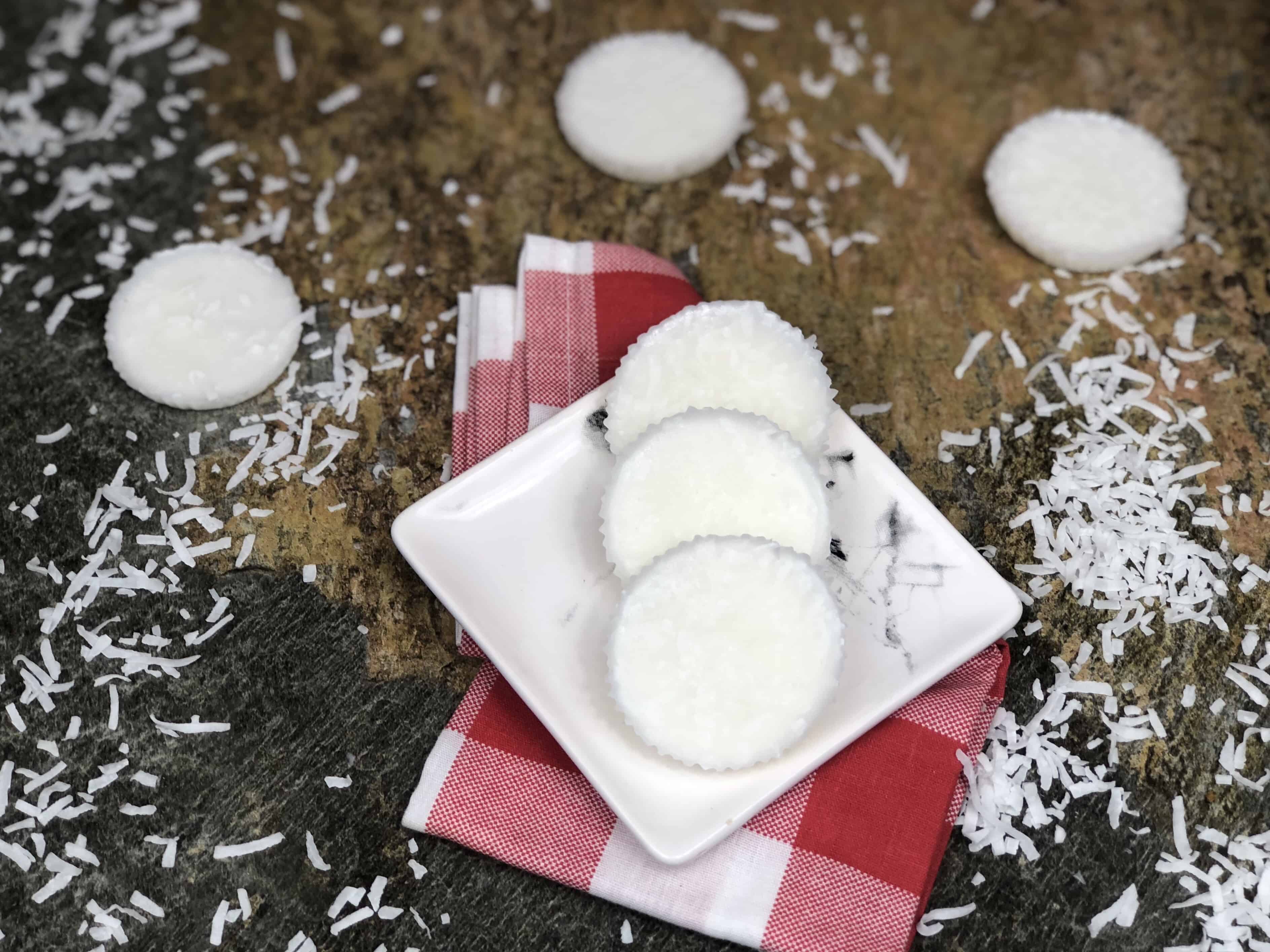 Keto Coconut Fat Bomb - Easy Ketogenic Diet Coconut Fat Bomb Recipe