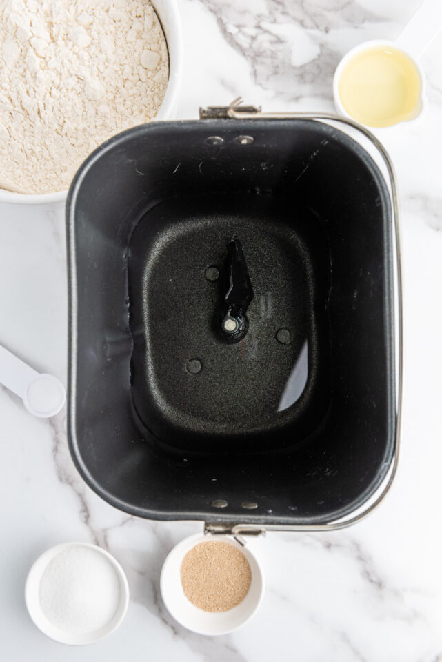 White bread recipe for bread machine 2 lbs basic loaf - A Sparkle of Genius