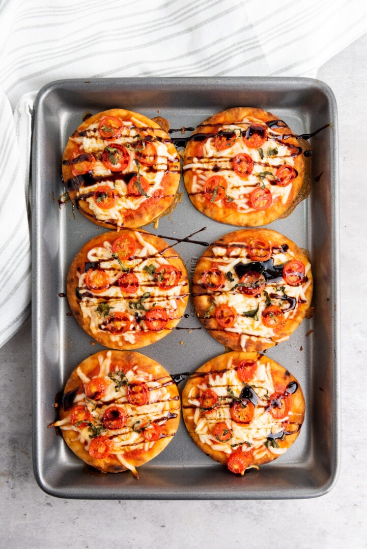 Caprese pizza recipe: Homemade fresh with Tomato - A Sparkle of Genius