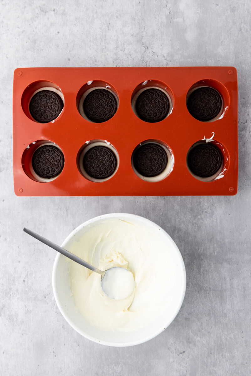 How to make chocolate covered oreos with mold recipe - A Sparkle of Genius