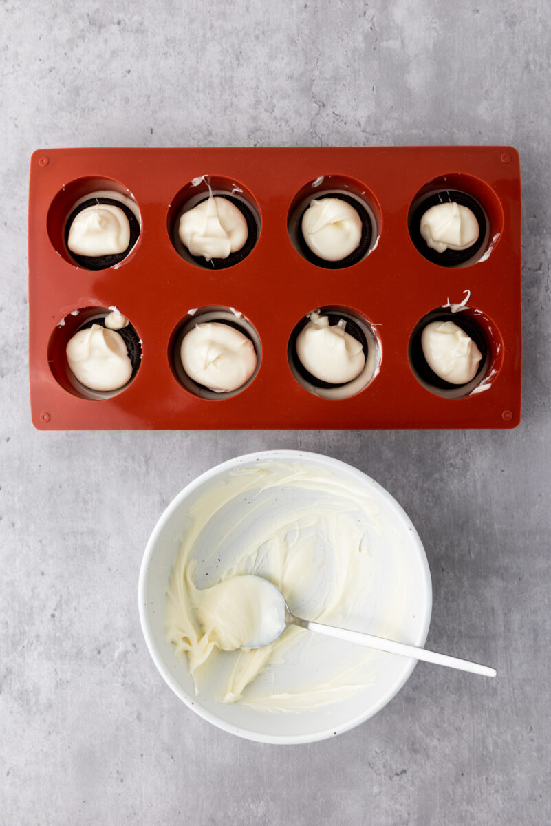 How to make chocolate covered oreos with mold recipe - A Sparkle of Genius