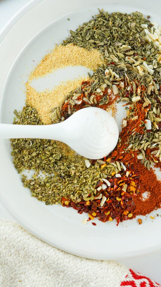 Pizza seasoning recipe: Easy to make homemade blend - A Sparkle of Genius