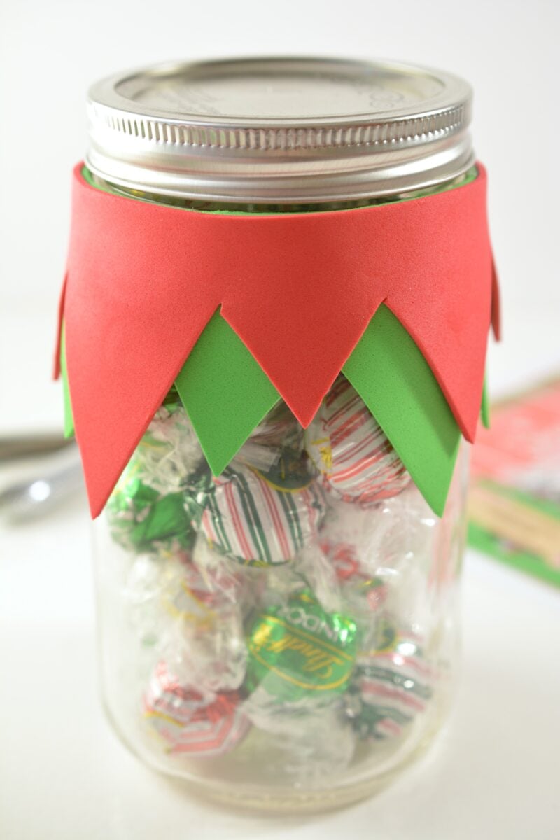 Elf on the shelf gift ideas: Easy idea and printable - A Sparkle of Genius
