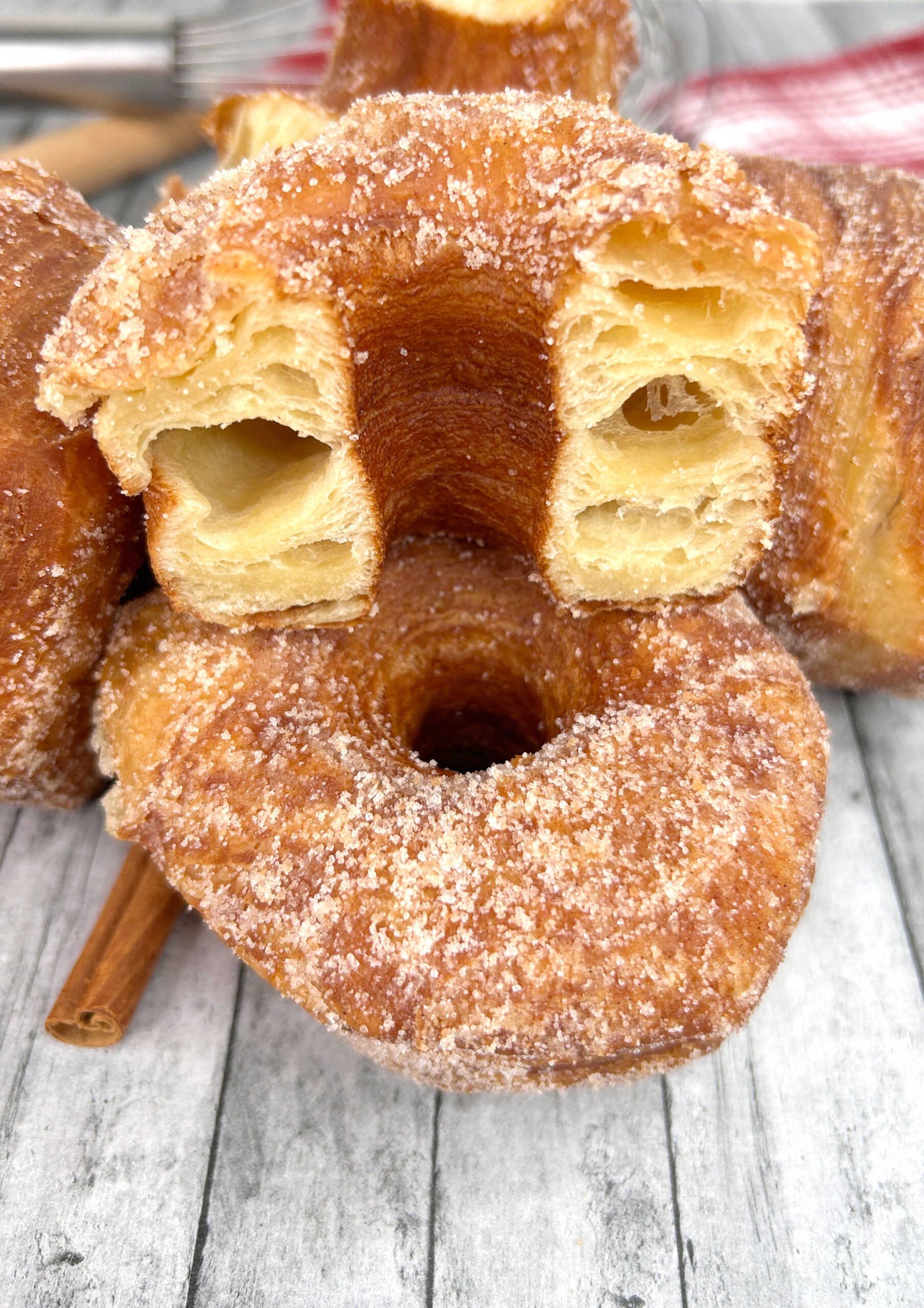 Croissant Donut: Homemade Recipe from Crescent sheets - A Sparkle of Genius