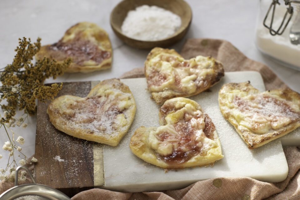 Puff Pastry Hearts Recipe with Cream Cheese and Jam - A Sparkle of Genius