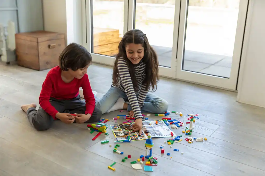 Free LEGO Life Magazine - A Sparkle of Genius